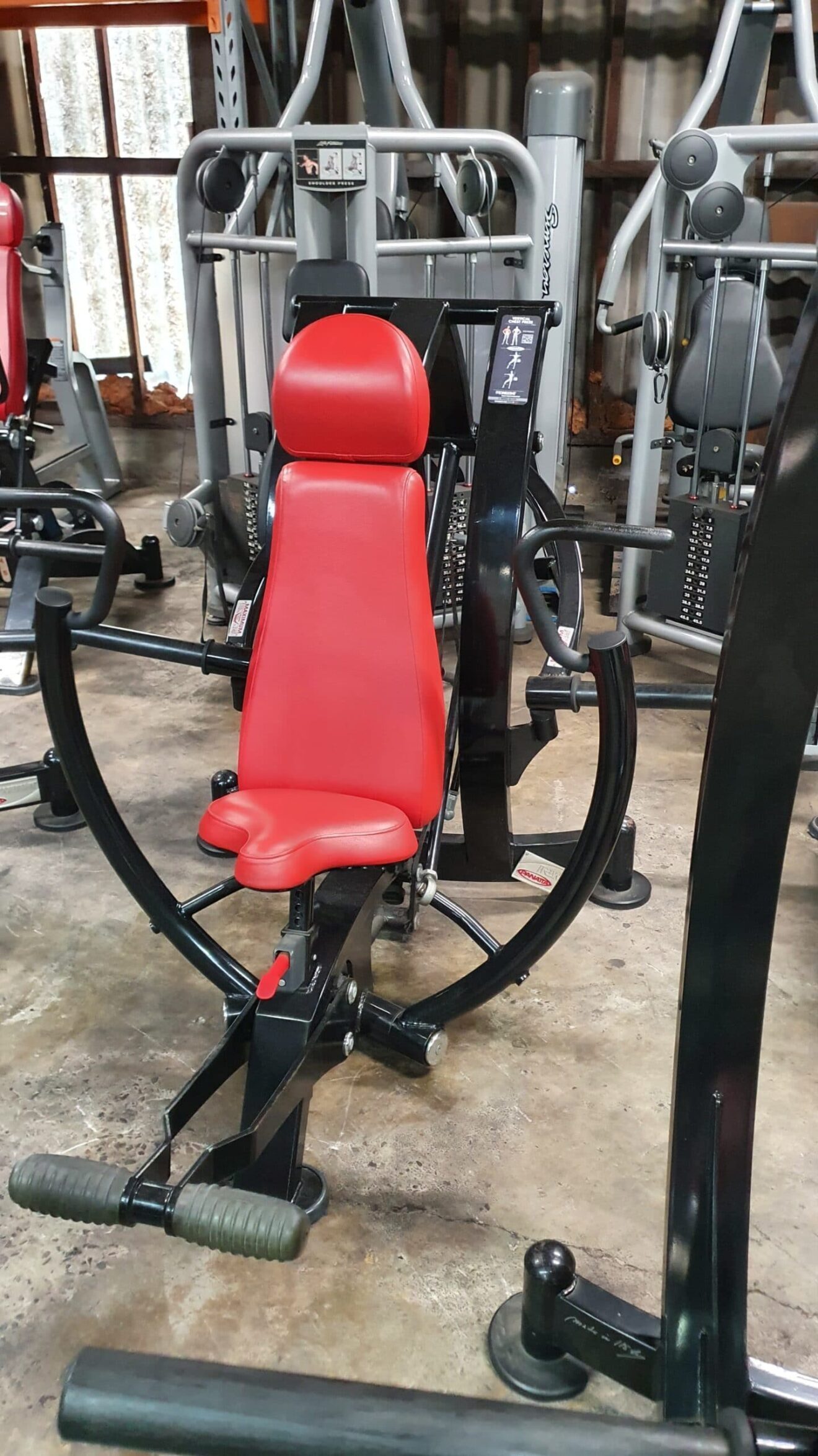 Panatta Super Vertical Chest Press | Gym Solutions